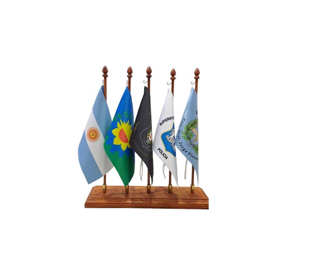 Base Banderín 5 mástil con Bandera para escritorio - QLQ Táctico